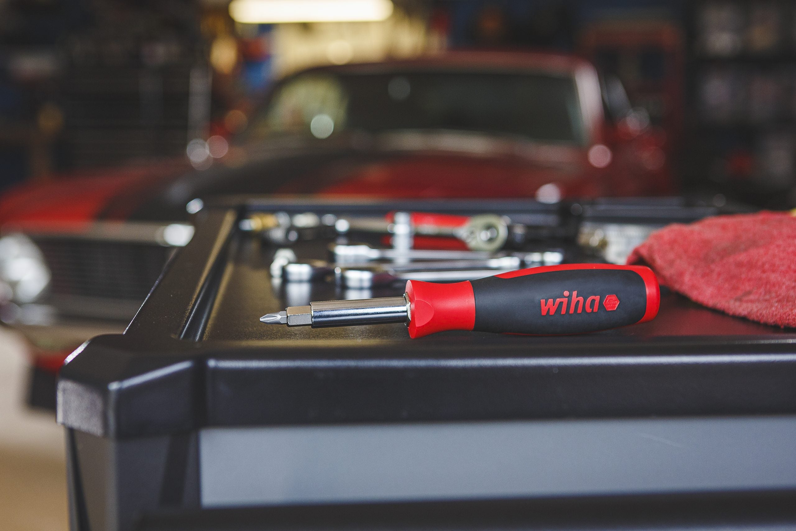 Wiha Tools Partnering with SixSpeed and Signify Studios For Product Li