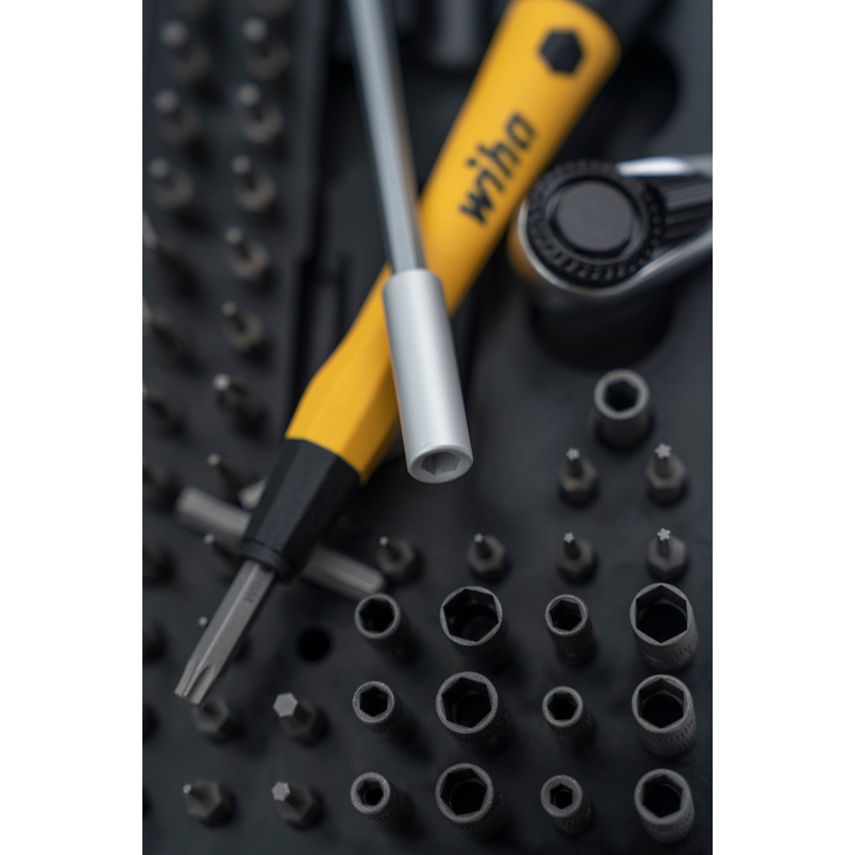 Wiha 75965 Sys 4 Master Tech Ratchet Micro Bit Set